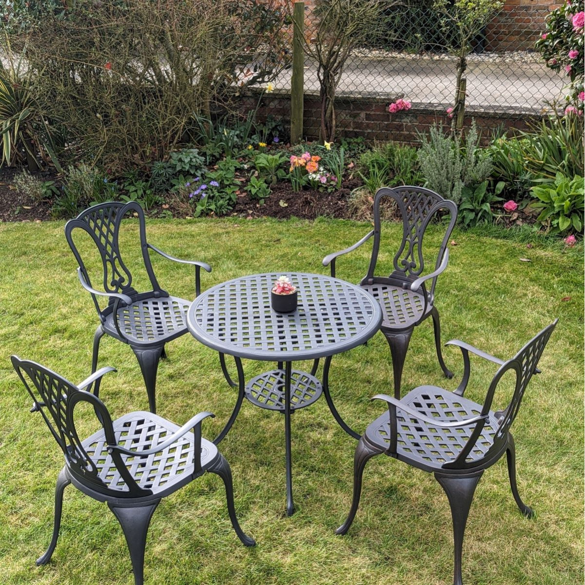 4 seater metal bistro set store